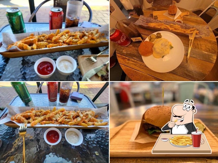 Moon Burger, Busan, Jangsan - Restaurant menu, prices and reviews