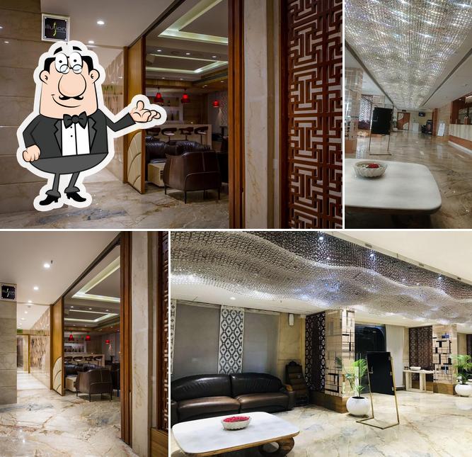 Illusion Bar - Clarks Inn Suites, Gwalior - Restaurant menu and reviews