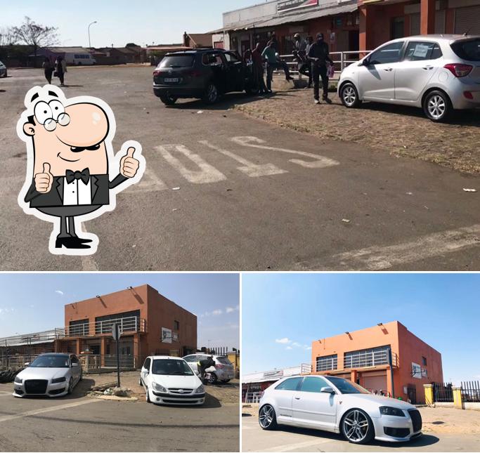 Hubbly Cafe & Grill / Carwash Wattville, Benoni - Critiques de restaurant