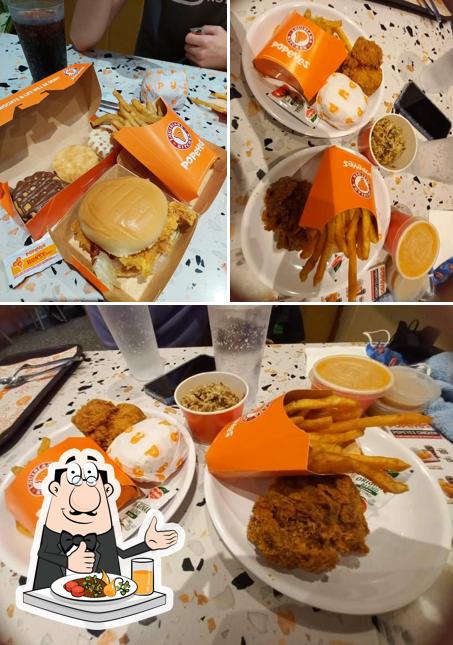 Popeyes - Ever Commonwealth Mall restaurant, Quezon City - Restaurant ...