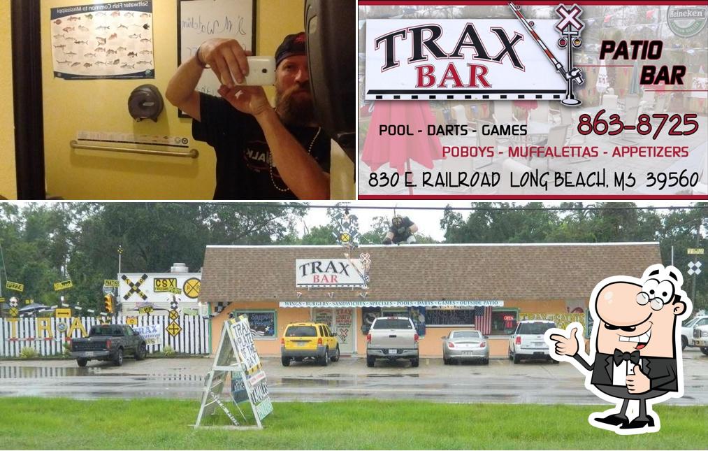 Trax Bar & Grill, Long Beach - Restaurant menu, prices and reviews