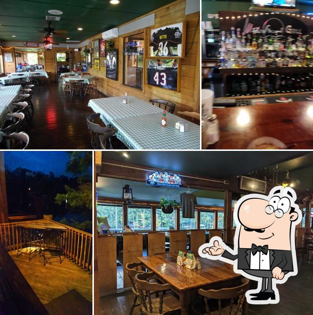 Waterfront Grill, Monroe - Restaurant menu, prices and reviews