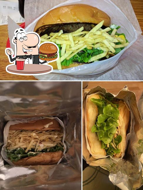 Marao Burgers in Framingham - Restaurant menu and reviews