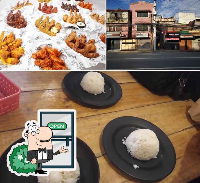 Primo's Unlimited Bucket Wings - Comembo restaurant, Taguig ...