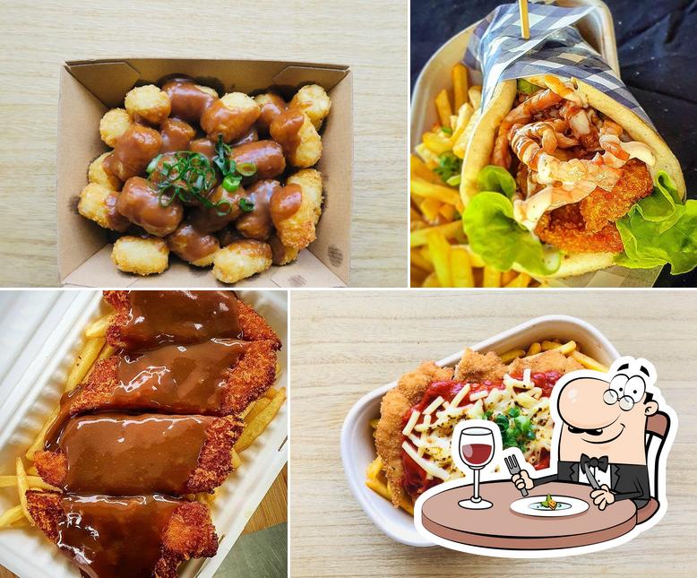 Cheeky Chooks Food Truck in Horningsea Park - Restaurant menu and reviews