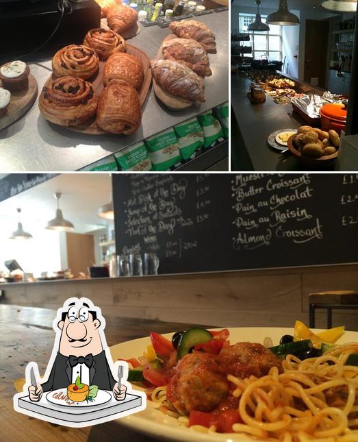Theo's Cafe, London - Restaurant menu, prices and reviews