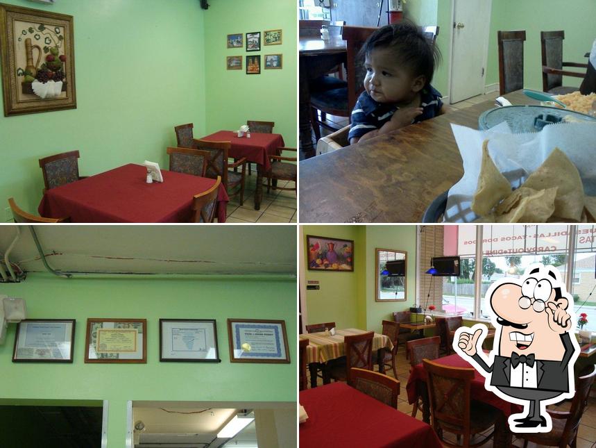 Los Pinoleros, 6603 W Pershing Rd in Stickney - Restaurant menu and reviews