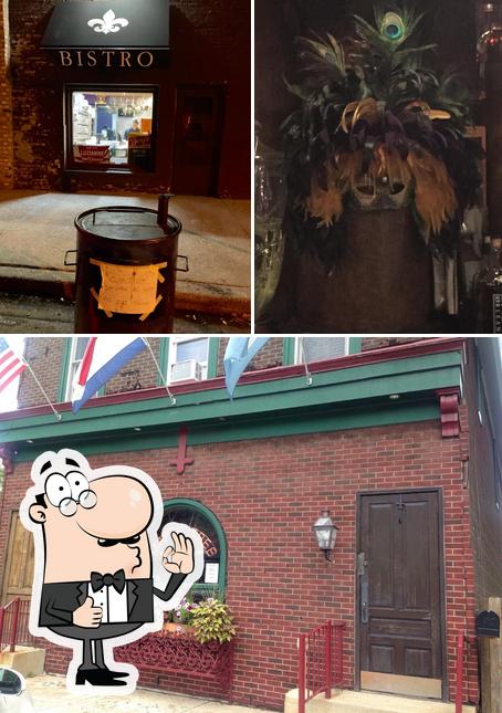 Maple Tree Inn, Chicago - Restaurant menu, prices and reviews