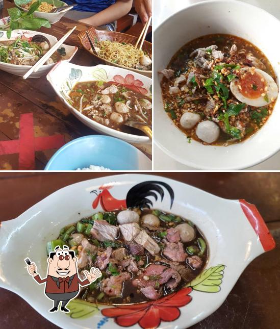 Restaurante ก๋วยเตี๋ยวเรือ Yoksod สาขา4, Khlong Nung - Opiniones del ...