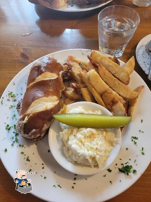 Mon Village Restaurant, Mirabel - Restaurant menu, prices and reviews