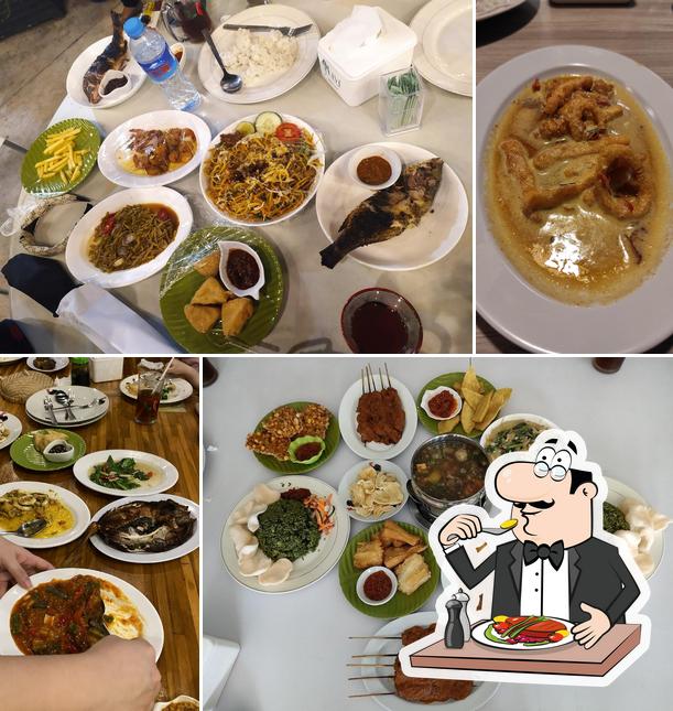 RM & Cafe Daun Kelor, Makassar - Restaurant menu, prices and reviews