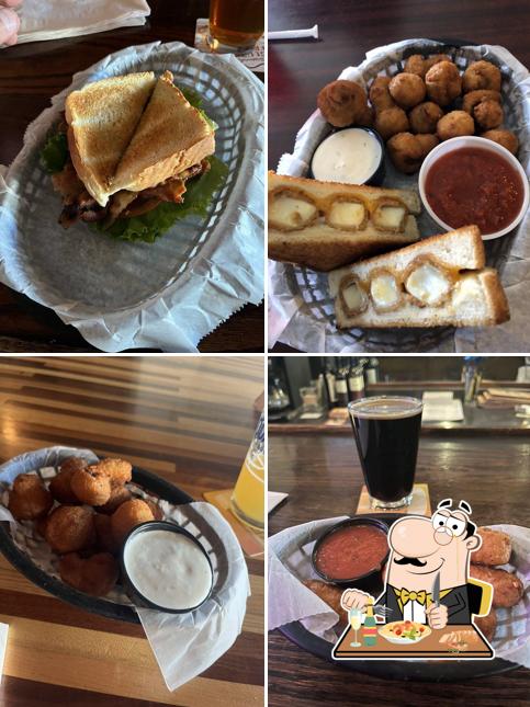 Savage's Ale House, Muncie - Restaurant menu, prices and reviews