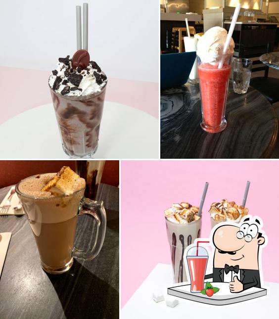 Demetres Kingsway, 2962 Bloor St W in Toronto - Restaurant menu and reviews