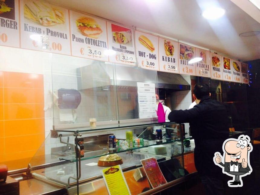 Aladin Kebab fast food, Naples, Via Sant'Anna dei Lombardi - Restaurant ...
