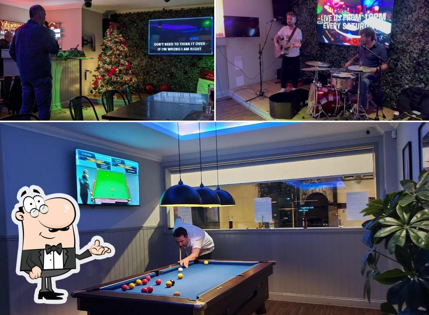 Cheers Coatbridge, Coatbridge - Restaurant menu, prices and reviews