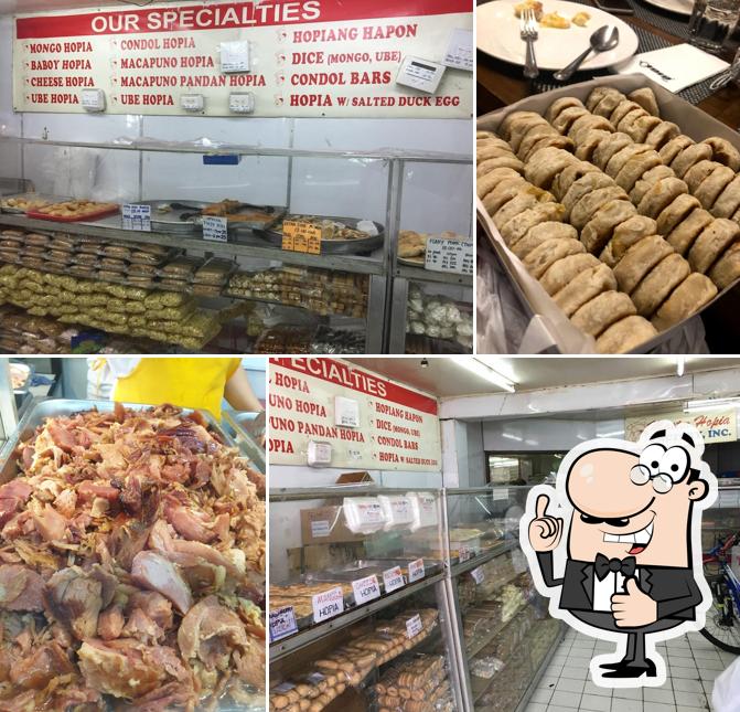 Master Hopia Factory Incorporated, Manila - Restaurant reviews