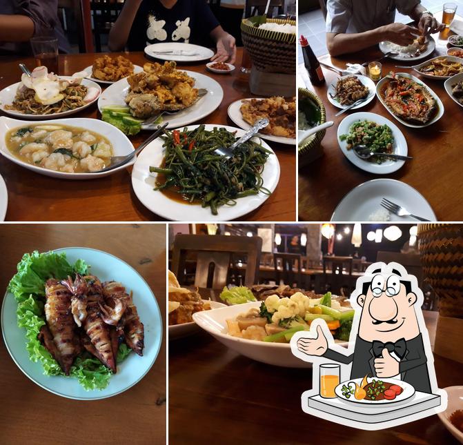 Telaga Seafood BSD City restaurant, Tangerang, Jl. Raya Serpong Kav ...