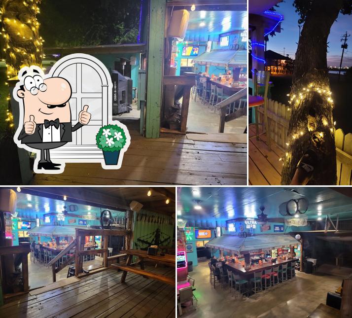 Outrigger's Bar & Grill, Freeport - Restaurant menu, prices and reviews