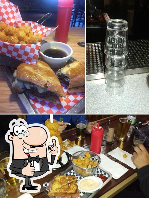 Flying Boots & Wings, Tacoma - Restaurant menu, prices and reviews