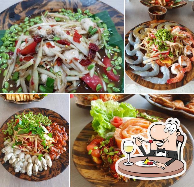 VIP ส้มตำ CLUB สาขาพรานนก-พุทธมนฑลสาย4, Bangkok - Restaurant reviews