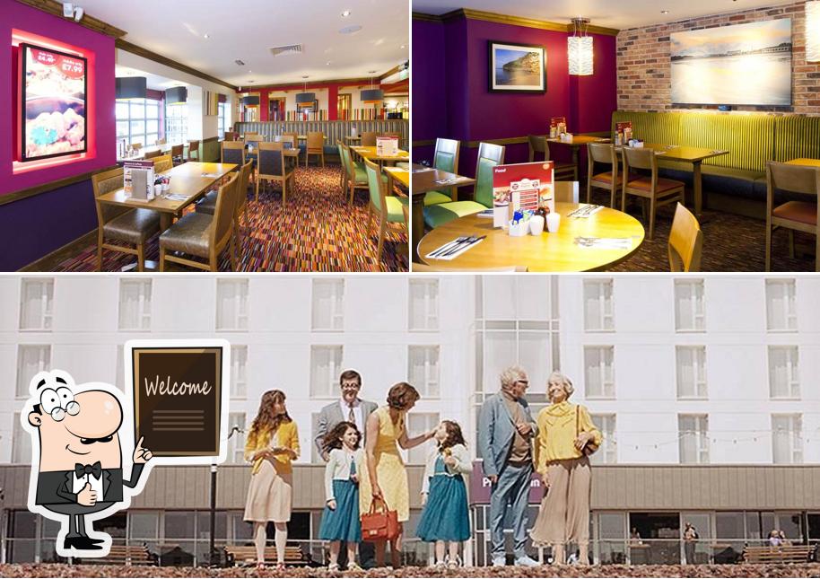 Premier Inn Barry Island Cardiff Airport hotel in Barry - Restaurant ...