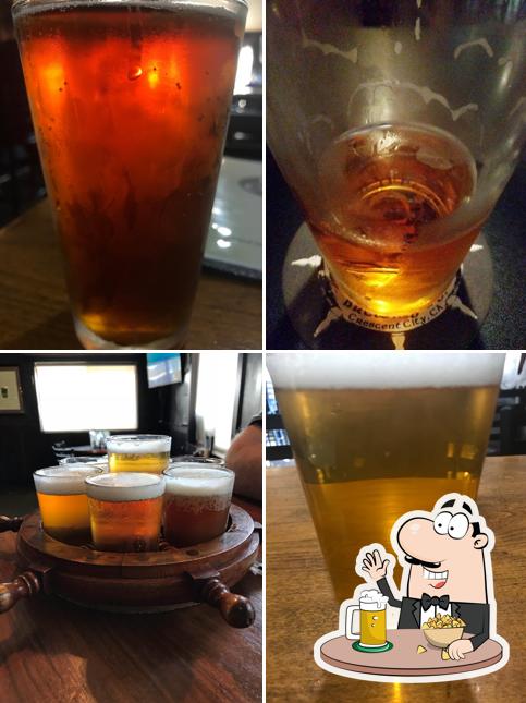 Port O'Pints Brewing Co. in Crescent City - Restaurant menu and reviews