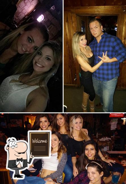 Boneheadz Sports Pub in San Antonio - Restaurant reviews