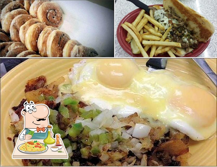 Kelly O's Diner, 1130 Perry Hwy #28 in Pittsburgh - Restaurant menu and ...
