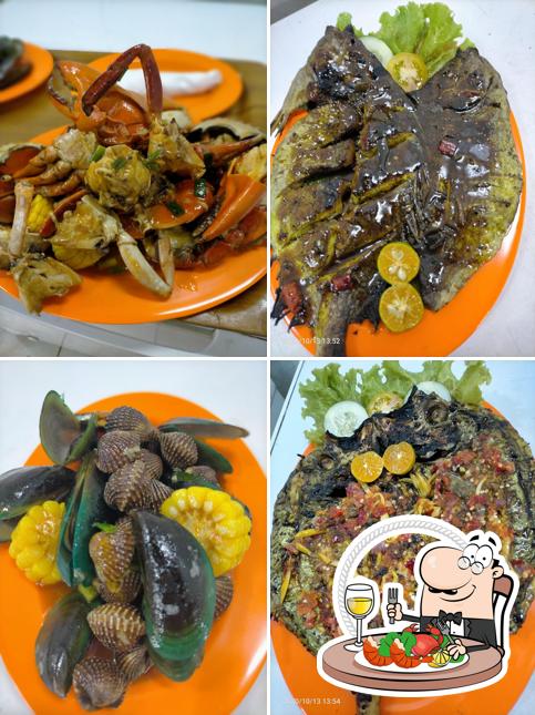 Black orange seafood & cafe, Banjarbaru - Restaurant reviews