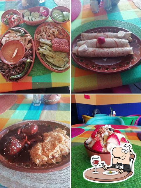 RESTAURANTE EL COCHITO TATEMADO DE MARY'S, Tijuana - Opiniones del ...