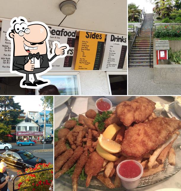 Montgomery's Cottage Lunch in White Rock - Restaurant menu and reviews