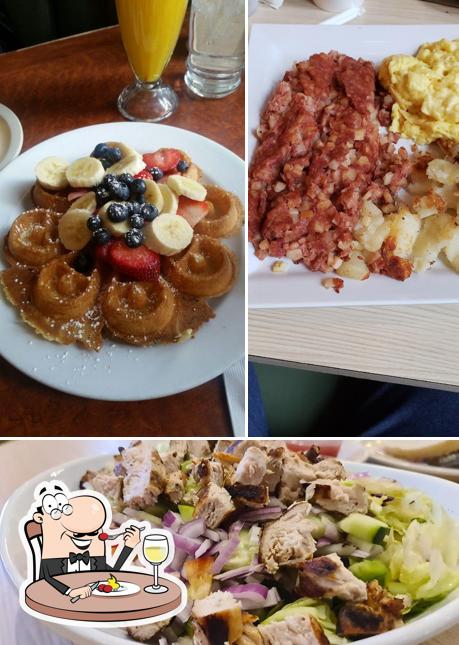 Tempo Cafe in Chicago - Restaurant menu and reviews