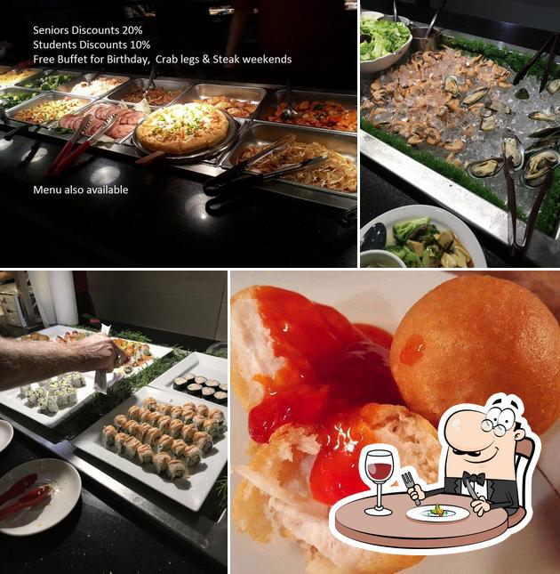 Maple Leaf Queen's Buffet in Moncton - Restaurant menu and reviews