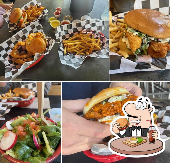 Comet Chicken, Loveland - Restaurant menu, prices and reviews