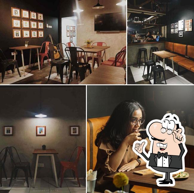 Taeun Coffee & Works cafe, Bandung, LLRE Martadinata St No.50 ...
