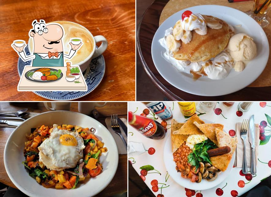 Cherry Red's Cafe Bar, Birmingham - Restaurant menu, prices and reviews