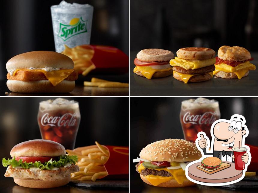 McDonald's, 3540 US-90 in Pace - Restaurant menu and reviews
