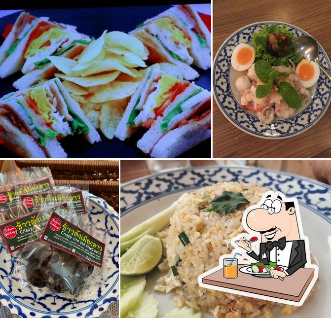 Silom Village restaurant, Bangkok, Sukhumvit 31