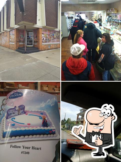 La Rosa Bakery, Detroit - Restaurant menu, prices and reviews