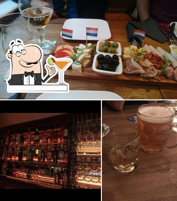 Cuddle Pub, Amsterdam - Restaurant menu and reviews