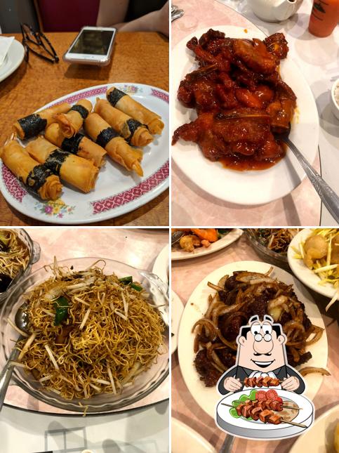 LEE WING WAH in Chicago - Restaurant menu and reviews