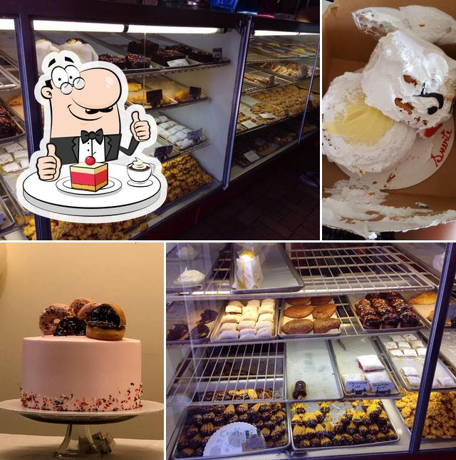 La Rosa Bakery, 155 E 170th St in New York City - Restaurant reviews