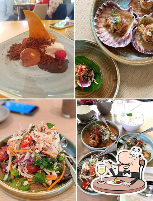 Botanic House, 1 Mrs Macquaries Rd in Sydney - Restaurant menu and reviews