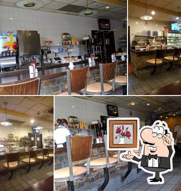 Town Line Diner, Rocky Hill - Restaurant menu, prices and reviews