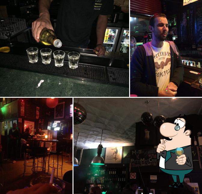 Ratz Bar Melville, Johannesburg - Restaurant menu and reviews