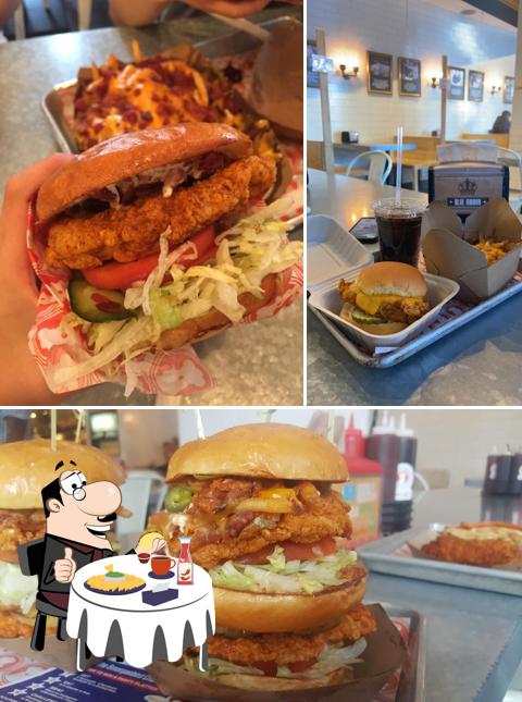 Blue Ribbon Fried Chicken, 28 E 1st St in New York City - Restaurant ...