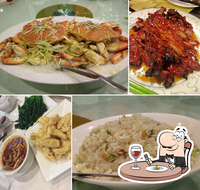John's Chinese BBQ Restaurant, Richmond Hill - Restaurant menu, prices ...