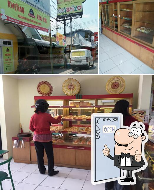 Bika Ambon Larizo Jakal UII, Umbulmartani, Kaliurang St No.Km. 14 ...