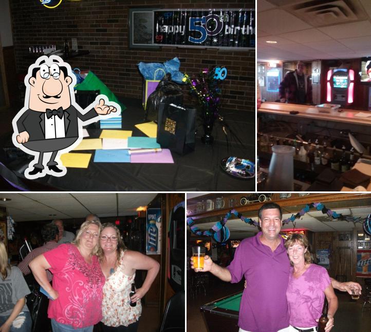 Half-Time Lounge in Midlothian - Restaurant reviews