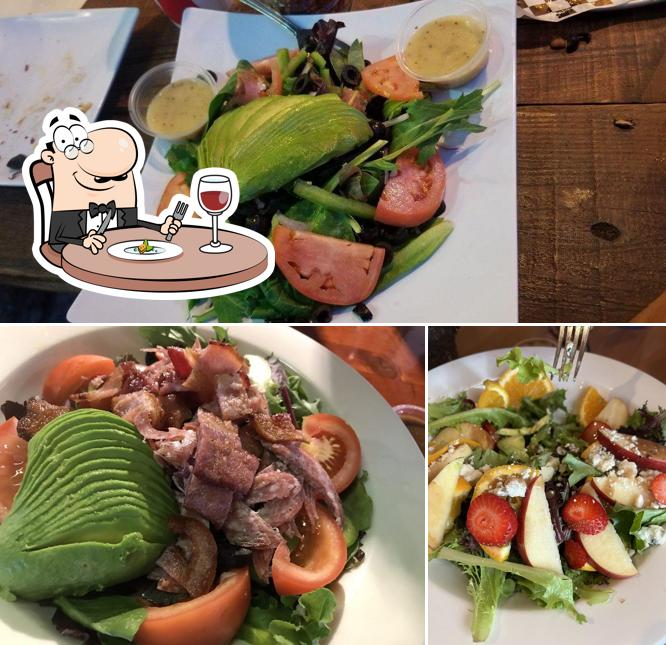 Two Rivers Cafe in Downieville - Restaurant menu and reviews